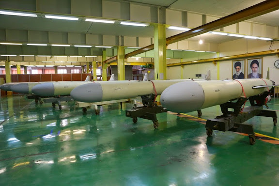 Soumar: Rudal Jelajah Iran yang mampu jangkau Eropa | KASKUS