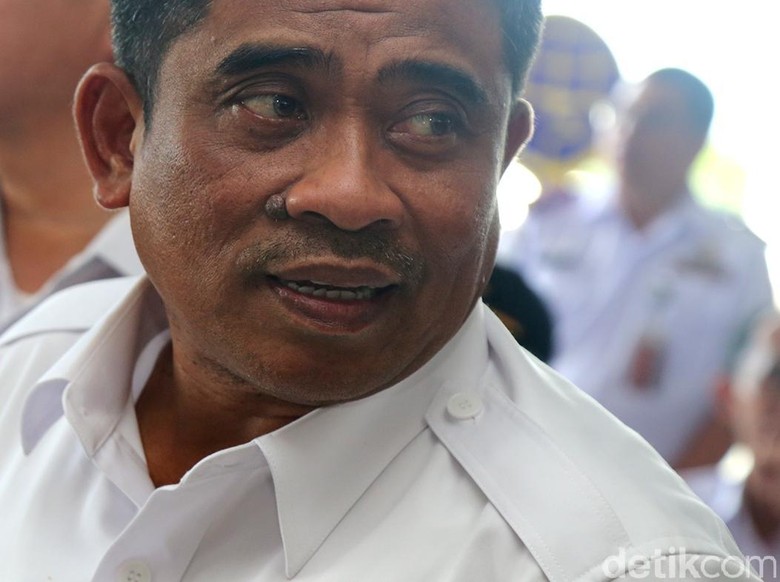 Plt Gubernur Akan Cek Petugas Jumantik yang Pasang Stiker Agus-Sylvi ...