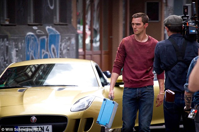 Collide (2016) | Nicholas Hoult, Felicity Jones | KASKUS