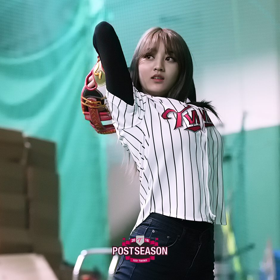 Melihat Uniknya Tradisi Seremonial First Pitch di Pertandingan Bisbol ...