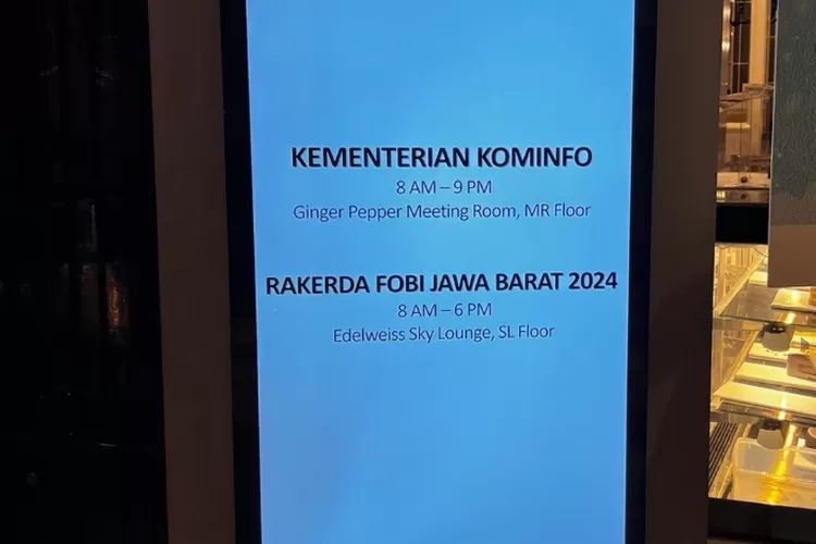 Disorot Gagal Lindungi PDN, Pegawai Kominfo Kepergok Meeting di Hotel ...