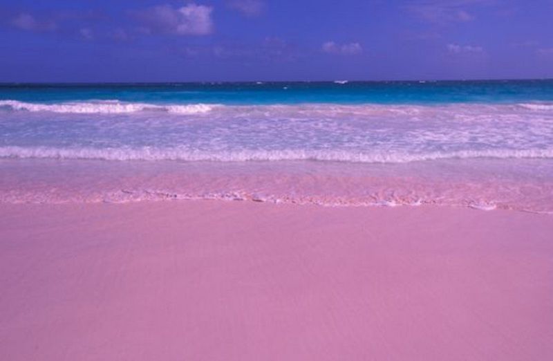 Uniknya 7 Pantai Berpasir Warna-warni, Salah Satunya Ada di Indonesia ...