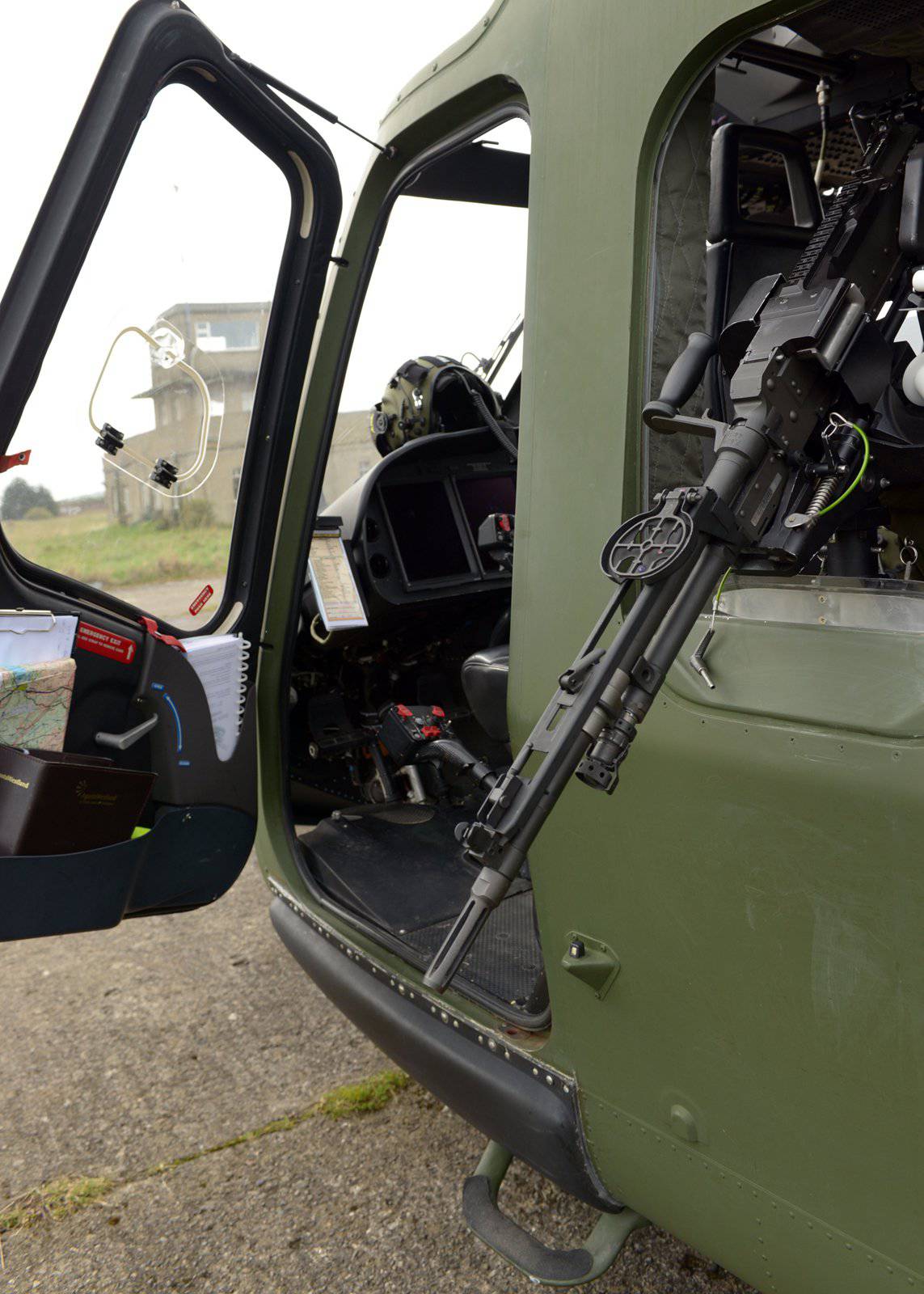 Installation swivel arms for helicopters | KASKUS